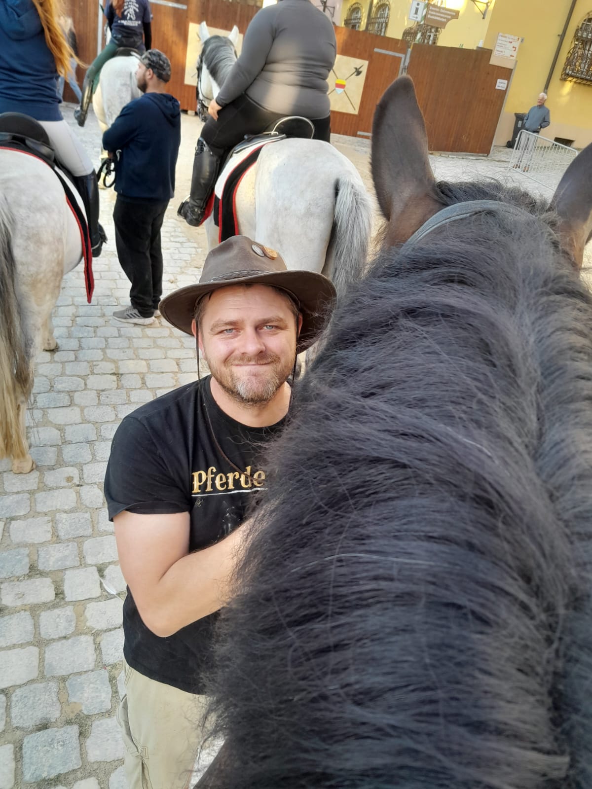 klassischer Reitunterricht, Therapeutisches reiten, Reittherapie ...